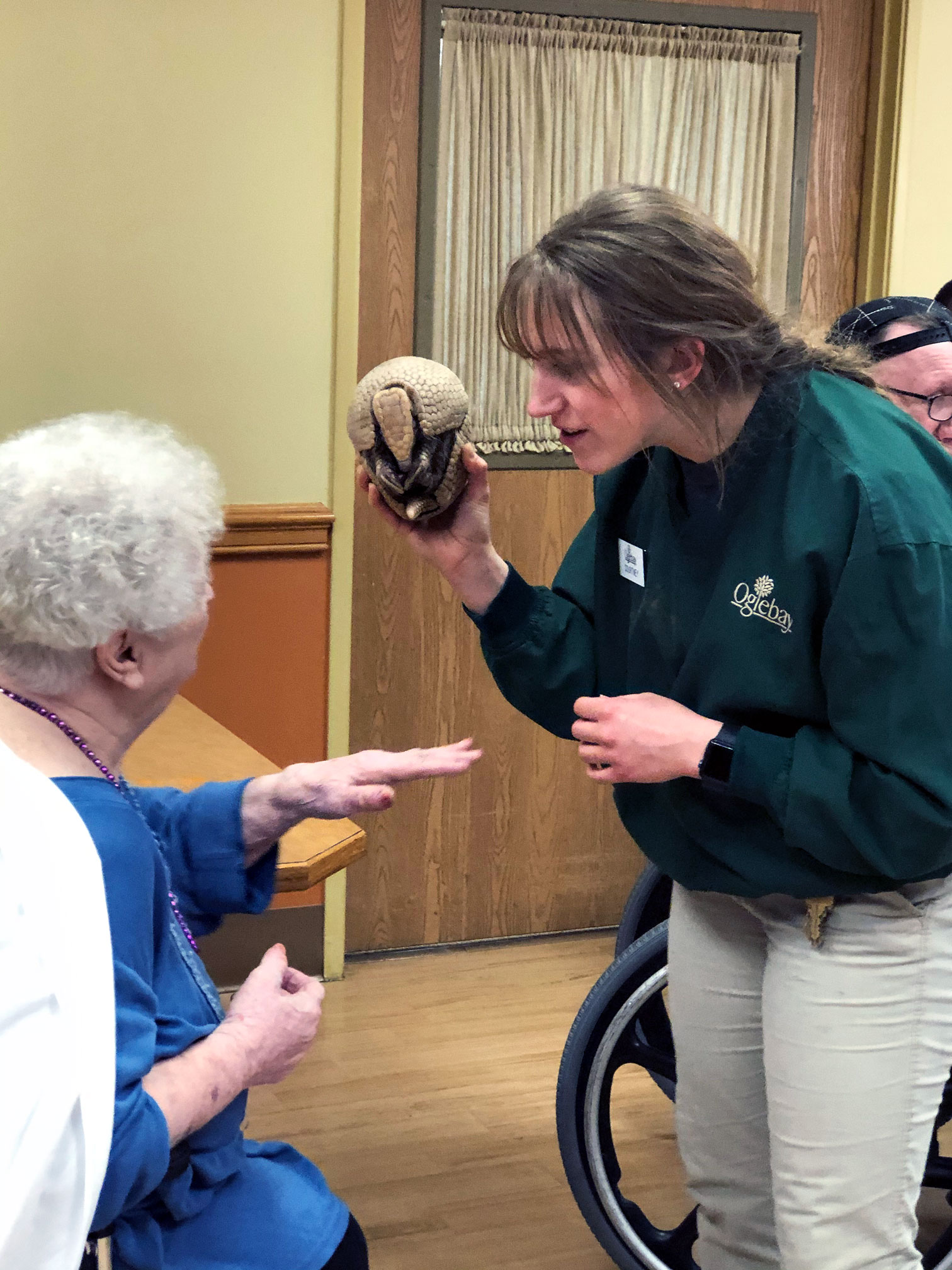 Cumberland Pointe Welcomes Oglebay Good Zoo to Nursing Home